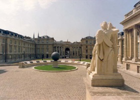 Palais Bourbon in Paris - Guidebook for the Paris Palais Bourbon